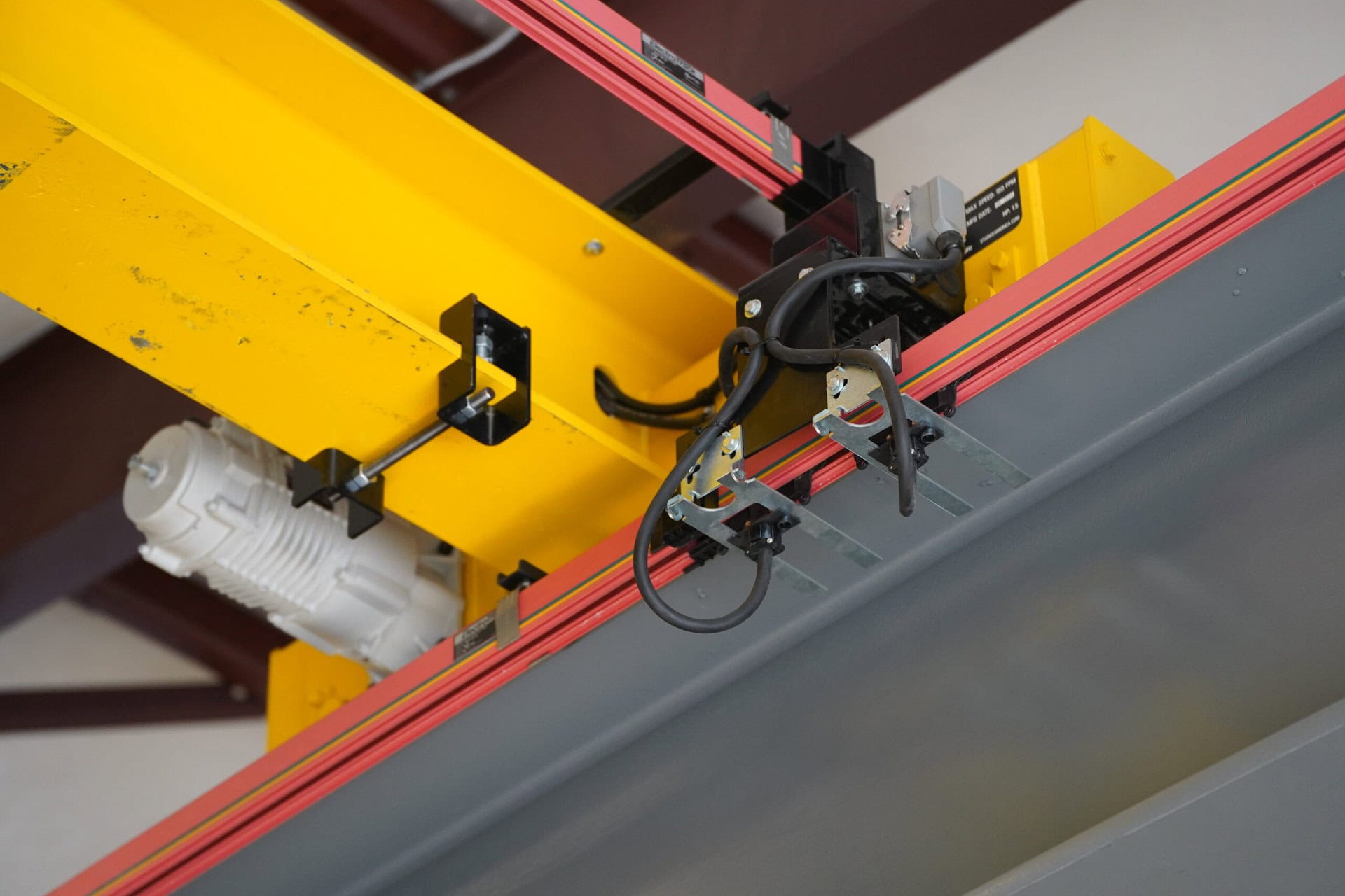 ElectroTrack Conductor Bar Systems - Starke